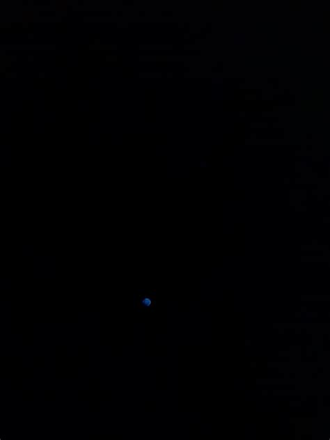 밤하늘을 찍다가 파란색의 행성 같이 지식in