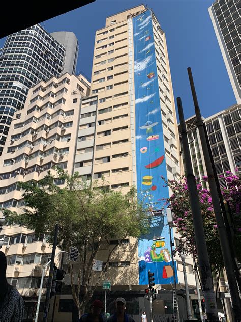Binho Graffiti And Mural Artists Throw Up Magazine