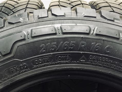 Шины всесезонные Michelin 215/65 R16 на Volkswagen Caravelle (T5 ...