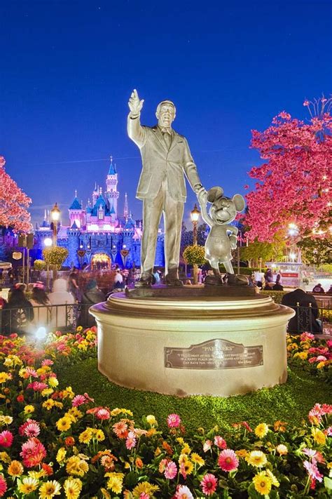 Disneyland Partners Statue Walt Disney And Mickey Mouse Disney