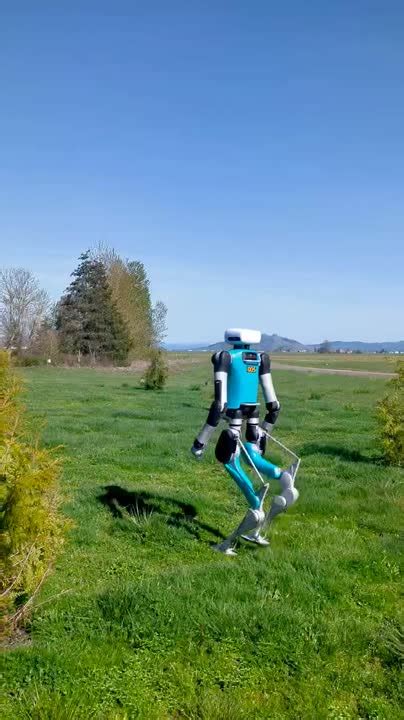 Surman Ali On Linkedin Shorts Robot