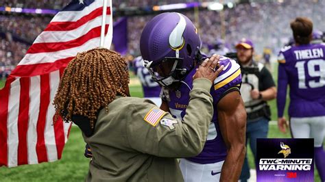 Two Minute Warning Vikings Coaches Players And Espns Courtney