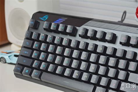 数字键盘分离设计 Rx光轴，rog龙骑士2代 Pbt 原创 新浪众测