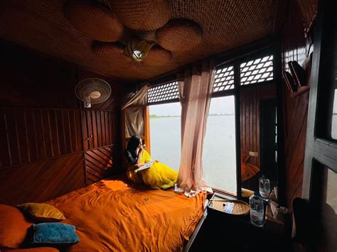 Hijol হিজল হাওরে ভাসমান বাড়ি Unforgettable Houseboat Experience Book Now