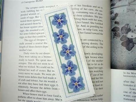 Закладки для книг | Cross stitch patterns flowers, Cross stitch ...