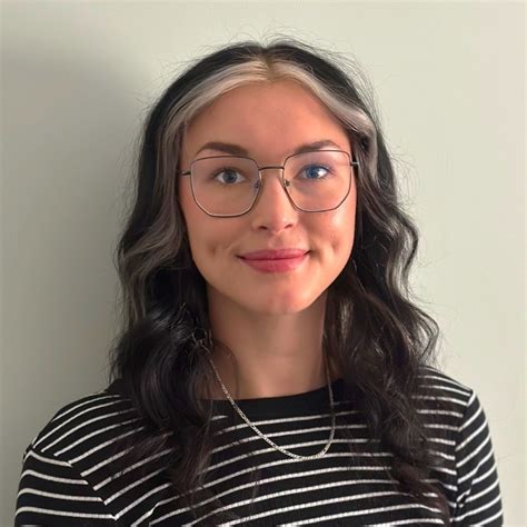 Haliegh Reinoehl Business Owner Livefive Web Design Llc Linkedin