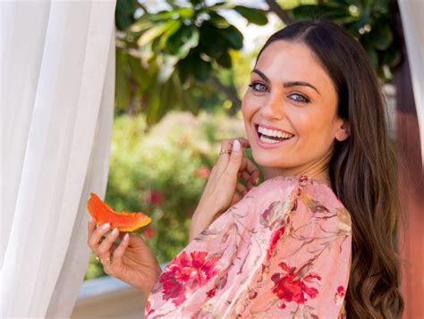 How To Prevent Acne Scars Glow By Marlowe