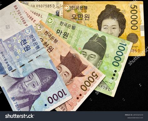 18911 한국 임금 이미지 스톡 사진 및 벡터 Shutterstock