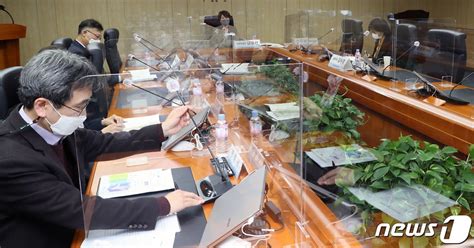 성별 정정하려면 성전환수술 해야 하나인권위 청문회 개최