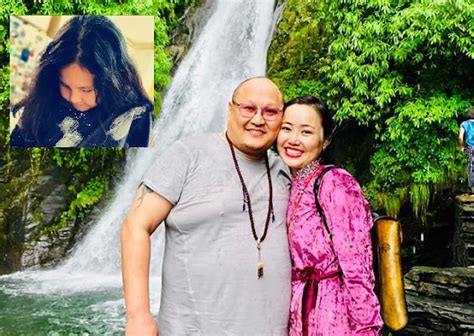 МОНГОЛ ХЭЛЭЭР МЭДЭЭНҮҮД Ананда архи уух болгондоо Зөөсийг уйлуулж