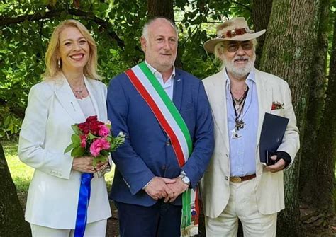 Tiziano Lera Sposa Nita Salvucci Il Tirreno
