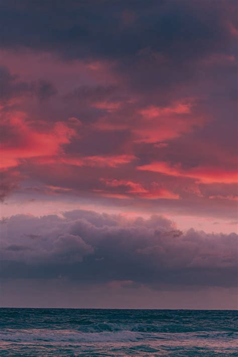 Download Cloud Aesthetic With Ocean Wallpaper