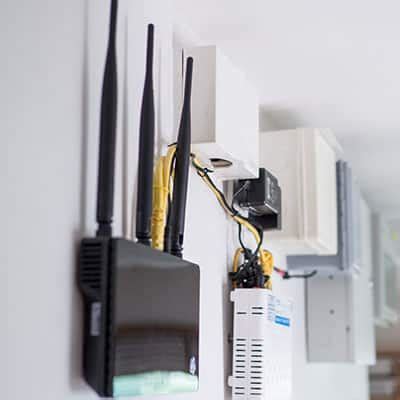 A Modem Router Combo Is A Deceptively Bad Deal For Businesses
