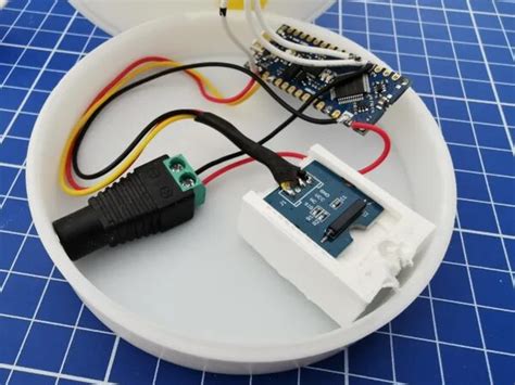 create a magical floating lamp with arduino boardor