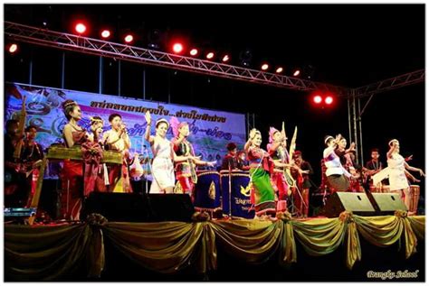 เก็บตก โปงลางโรงเรียนปรางค์กู่