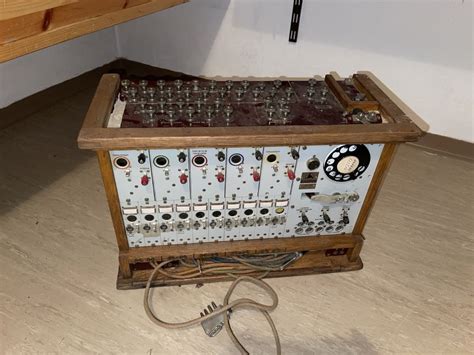 Antike Telefonzentrale Vermittlungsstelle Rarität Defekt In Bernhardzell Für Chf 150