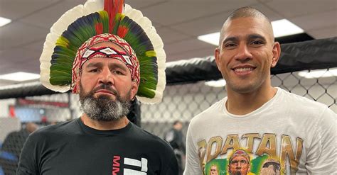 Гловър Тейшейра обмисля завръщане в клетката на UFC | Boec.BG - онлайн ...