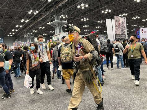 Former Mythbuster Adam Savage Becomes A Ghostbuster At New York Comic