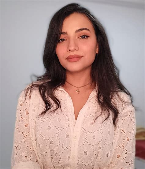 Eya Abbassi Mind Maverick Medium