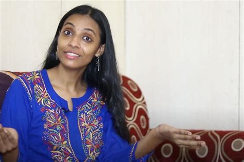 Portrait Pallavi Barnwal “sex Coach” Pour Indiens Déboussolés Yahoo Actualités France