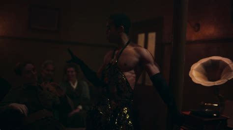 Auscaps Michael Duke Shirtless In Dope Girls 1 02 Butter Wouldnt Melt