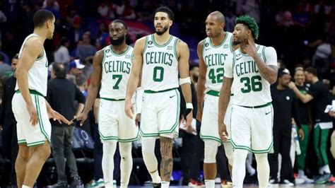 Suns Emerg As Suitor For Celtics Guard Report