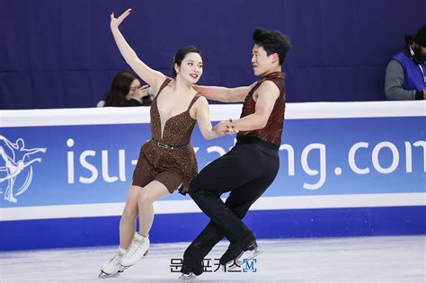 현장스케치 임해나 권예 2025 Isu 4대륙 피겨 선수권대회 리듬 댄스 연습 문화포커스