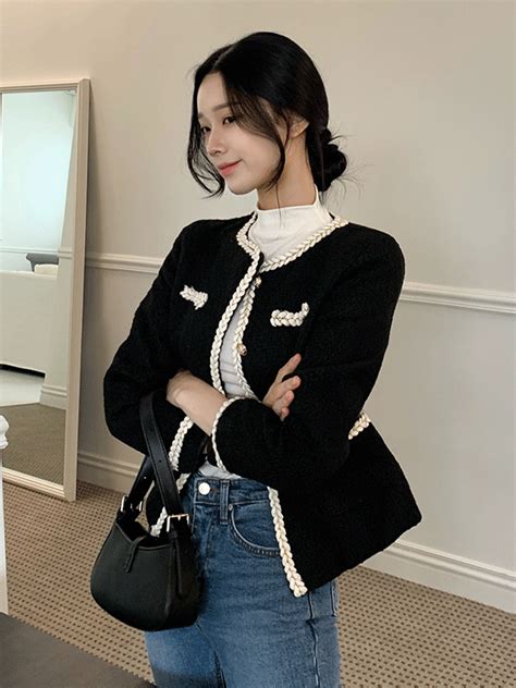 루미에르 올드머니🖤 앤드 트위드자켓 배색자켓 노카라자켓 카라자켓 포켓자켓 수입의류 크롭자켓 하객룩 트렌치코트 트렌치자켓 면접 하객룩 오피스룩 가을자켓 겨울자켓