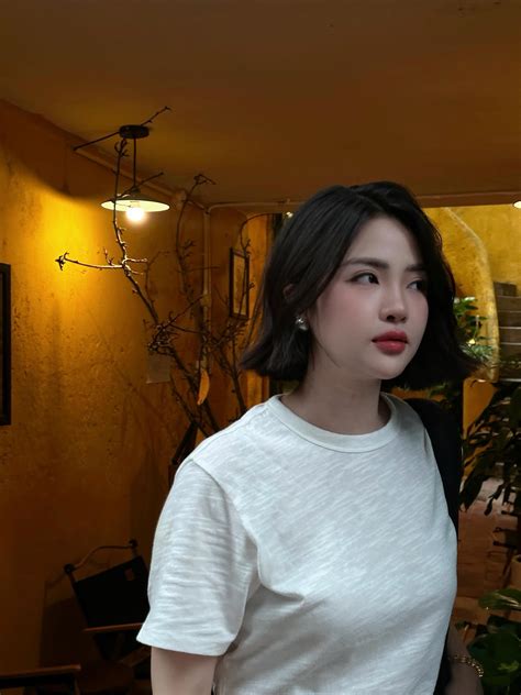 T rất thích nói chuyện sâu thích lắm luôn Không thích nói những câu ch phiếm dù t đủ khả năng