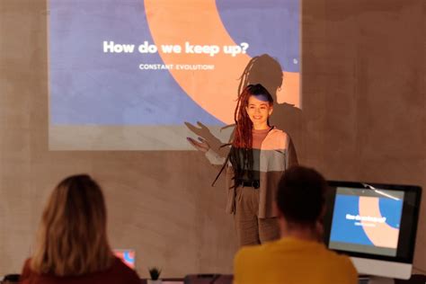 How To Make Your Slides Look More Professional Even Without A Designer The Small Business Times