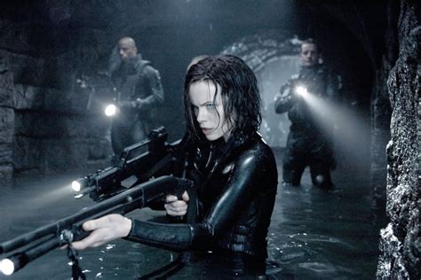 Kate Beckinsale In Underworld Evolution Hd Wallpaper