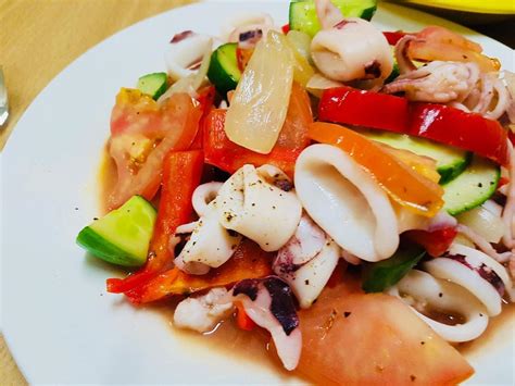 Bí Quyết Làm Món Mực Xào Chua Ngọt Thơm Ngon đậm đà