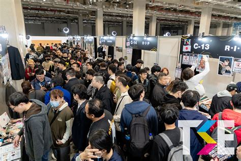 【ev女孩】純欲系女孩「啾啾」tse誠意獻禮，「人體小遊戲」刺激又好玩！ Ev撲克官網