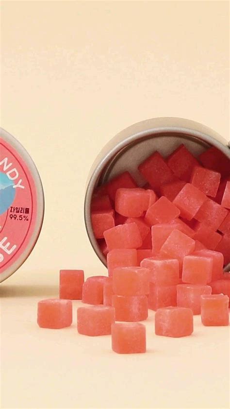 자일로큐브와 모루의 인생네컷 ️ 너와 나는 짝꿍~♡ 자일로큐브무설탕캔디자일리톨캔디모루인형 Instagram