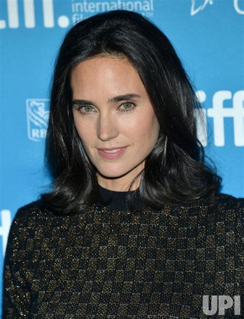 Shelter Film Jennifer Connelly