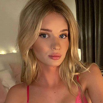 Naomi Anderson Bio Read About Her Profile At Freeones