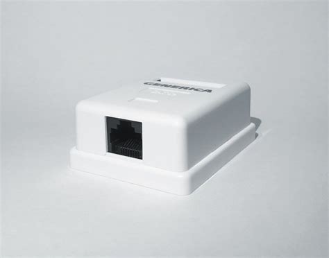 Розетка Itk Generica Cs2 1c5eu 12 G белая настенная Rj45 49 2 X 65 5 X 25 2 мм материал Abs