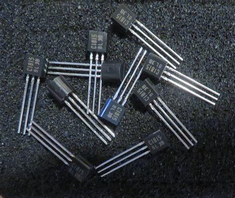 Yahoo オークション 未使用電子部品 トランジスタ 2sc1815 Bl 10pcs