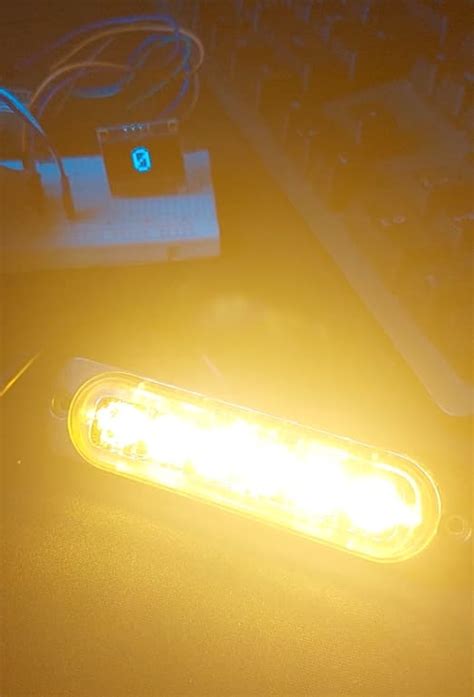 différents modes de flash led contrôlés par un esp32 français