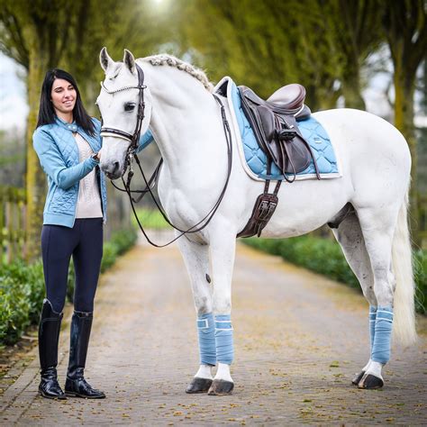 Ladies Zara Jacket Saddle Pad Fleece Bandages In Wonderful Citadel