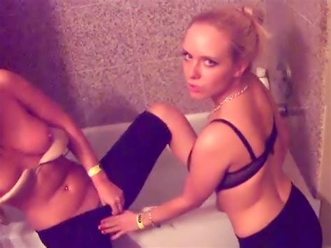 18 Magazine Brittanys Blog 018 Erotic Video Brittanys Bod Porno Movies Watch Porn Online