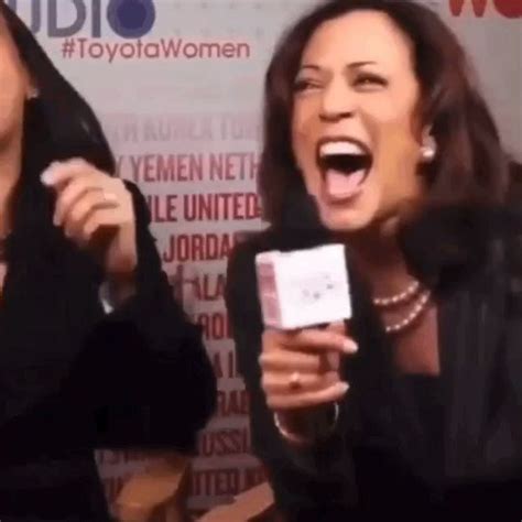 Taylor Swift Streaming Data 🕛 On Twitter Swifties Collapsing At Every Update Will Always