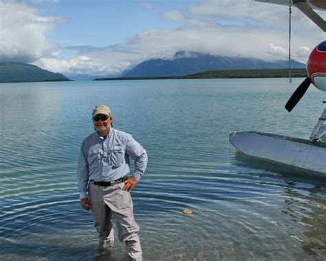 meet edward muñoz canvasrebel magazine