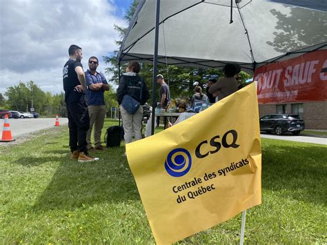 Le Privé Cest Tout Sauf Santé Bleu Fm Sainte Anne Des Monts 100 3