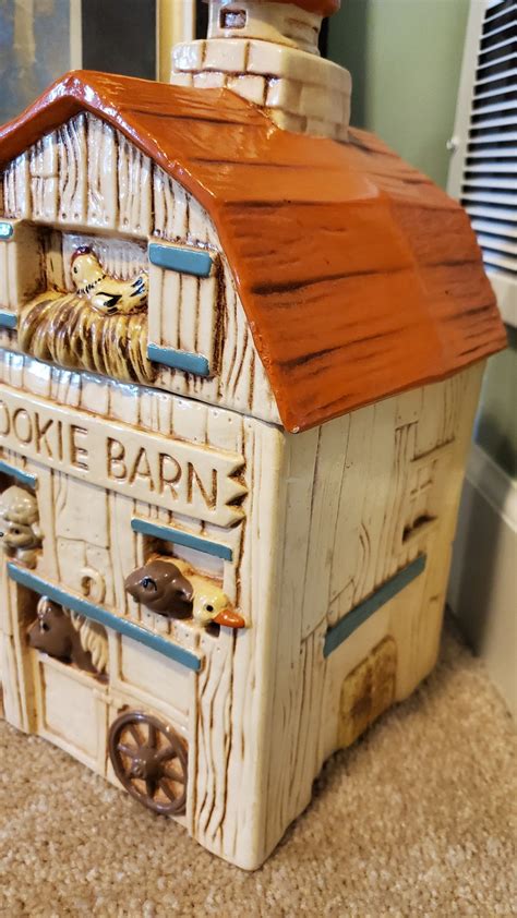 Twin Winton Cookie Barn Cookie Jar Karen Cookie Jar