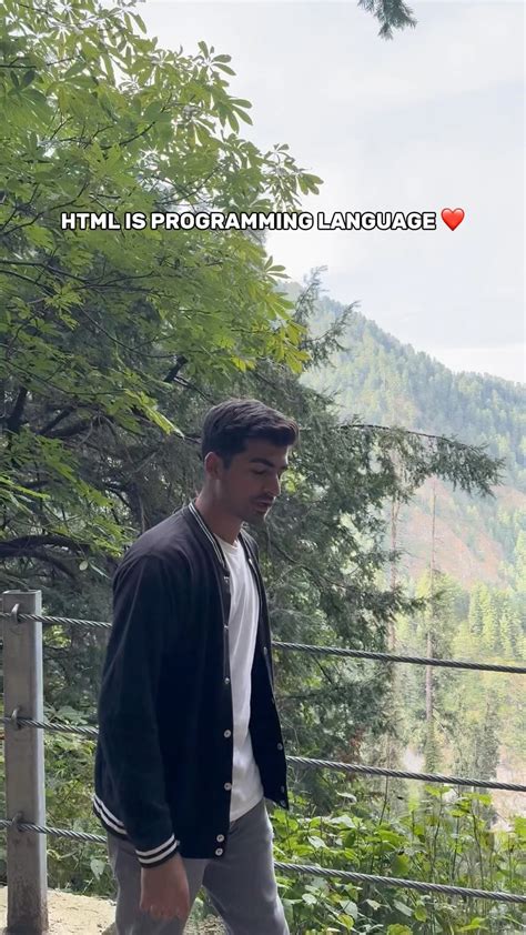Hasaan Ahmad | Web Developer 👨‍💻 | 💫 Stop Using UseEffect for Fetching ...