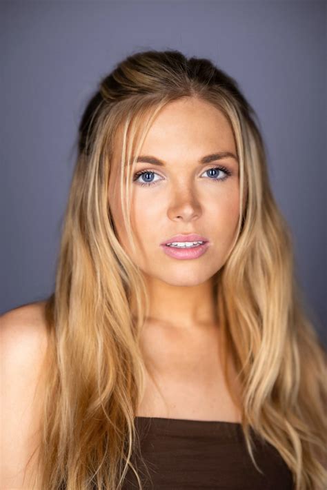 Grace Pattersons Instagram Twitter And Facebook On Idcrawl