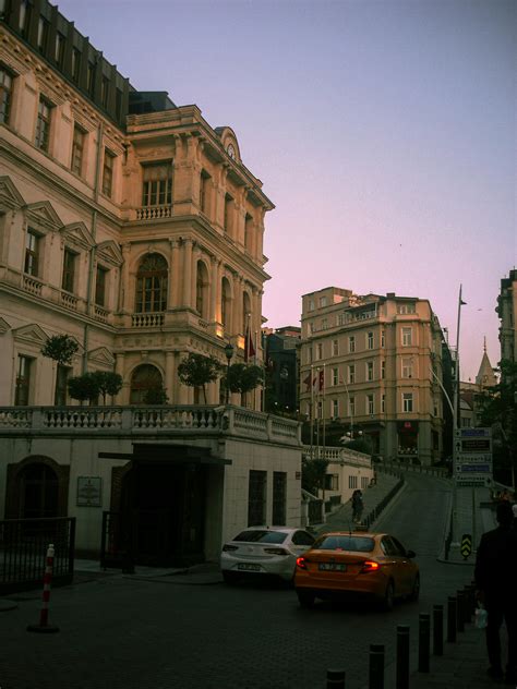 거리 생활 거리 초 롱 건물 외관 건축 대칭 건축 세부 사항 건축의 아름다움 경치 좋은 전망 고전적인 건물 관광