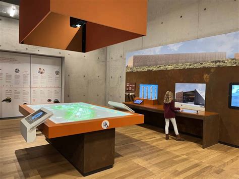 Tabloo Met Kinderen Interactief Bezoekerscentrum Over Radioactiviteit