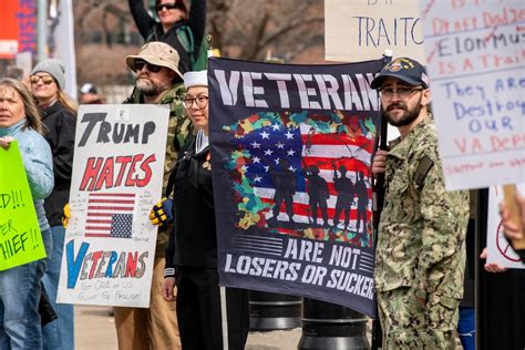 To Make A Living Off Dungeons Dragons Ginny Di Knows How To Battle